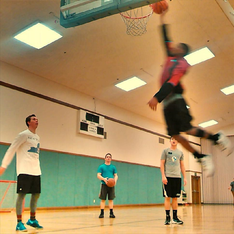 Alijauwaun Figgins l